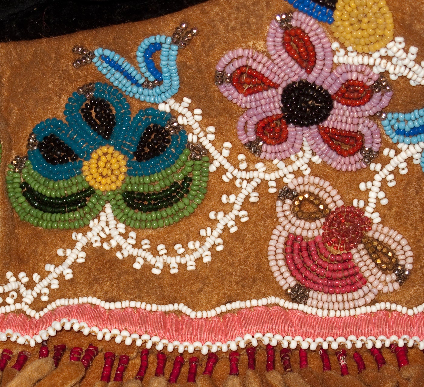 Métis Textiles | Museum of Natural and Cultural History