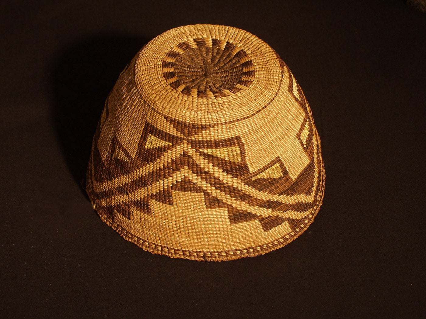 Klamath Basketry | Museum of Natural and Cultural History
