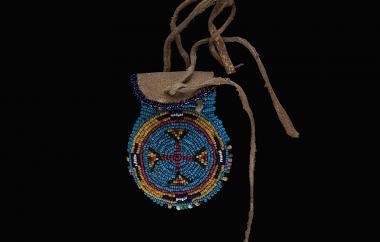 Plains and Plateau Beadwork | Museum of Natural and Cultural History